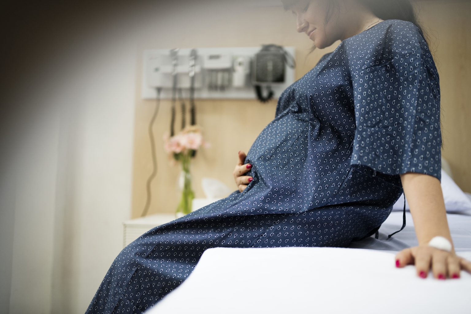 11 best birthing positions to consider during labor and birth - The ...